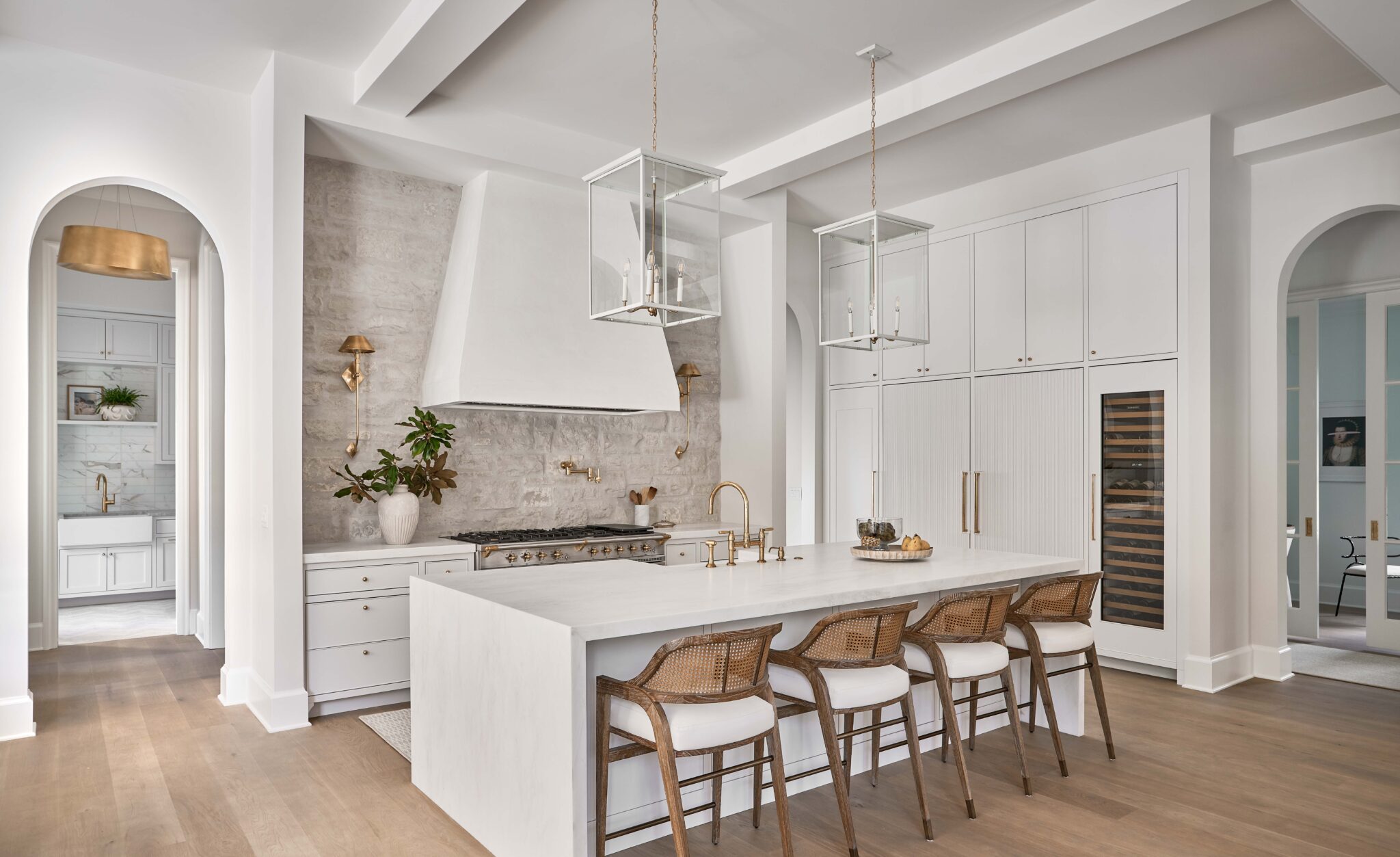 Southern Colonial Estate - GERRARD BUILDERS