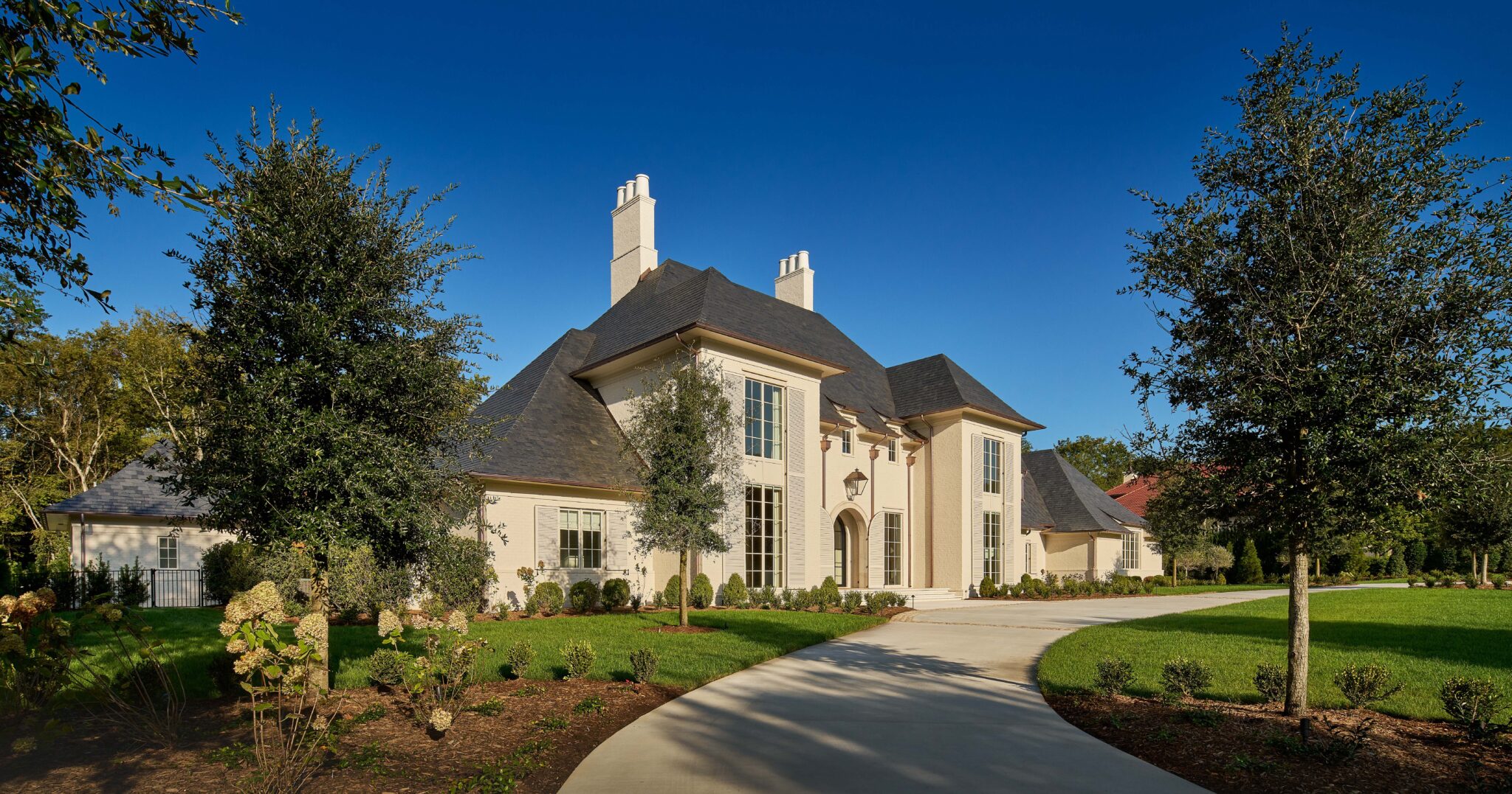 Southern Colonial Estate - GERRARD BUILDERS
